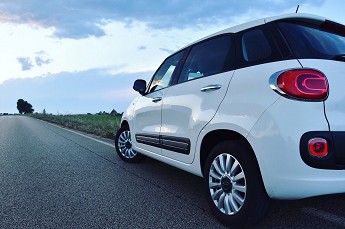 MooneyGo: cosa è, i costi e come funziona con pedaggi autostradali