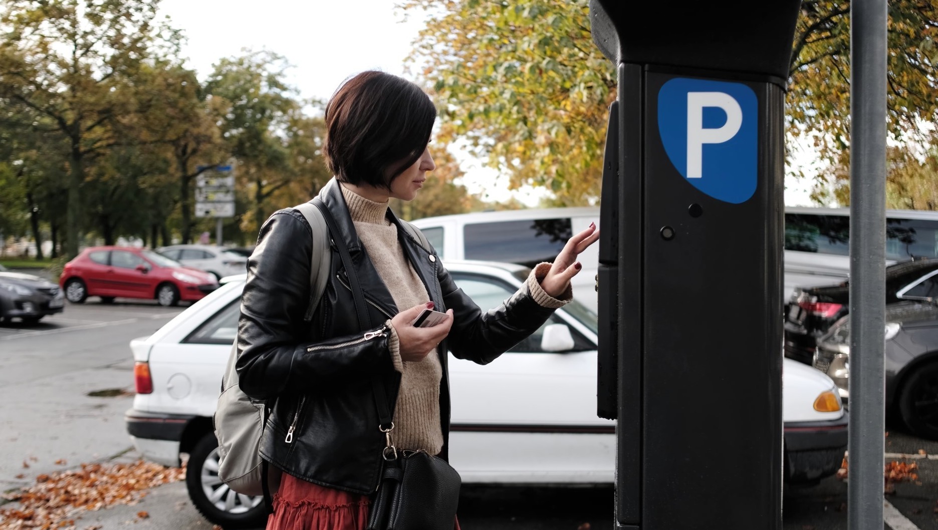 Tolleranza e sanzioni per chi parcheggia l'auto sulle strisce blu con ...