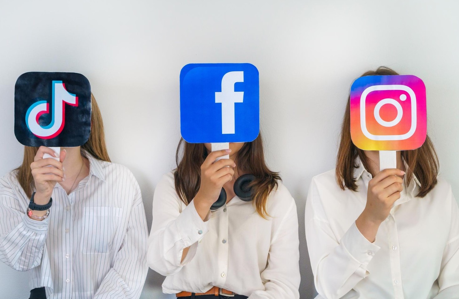 Facebook, Instagram e TikTok bloccati anche in Italia ai minorenni come in Australia? C'è già ...