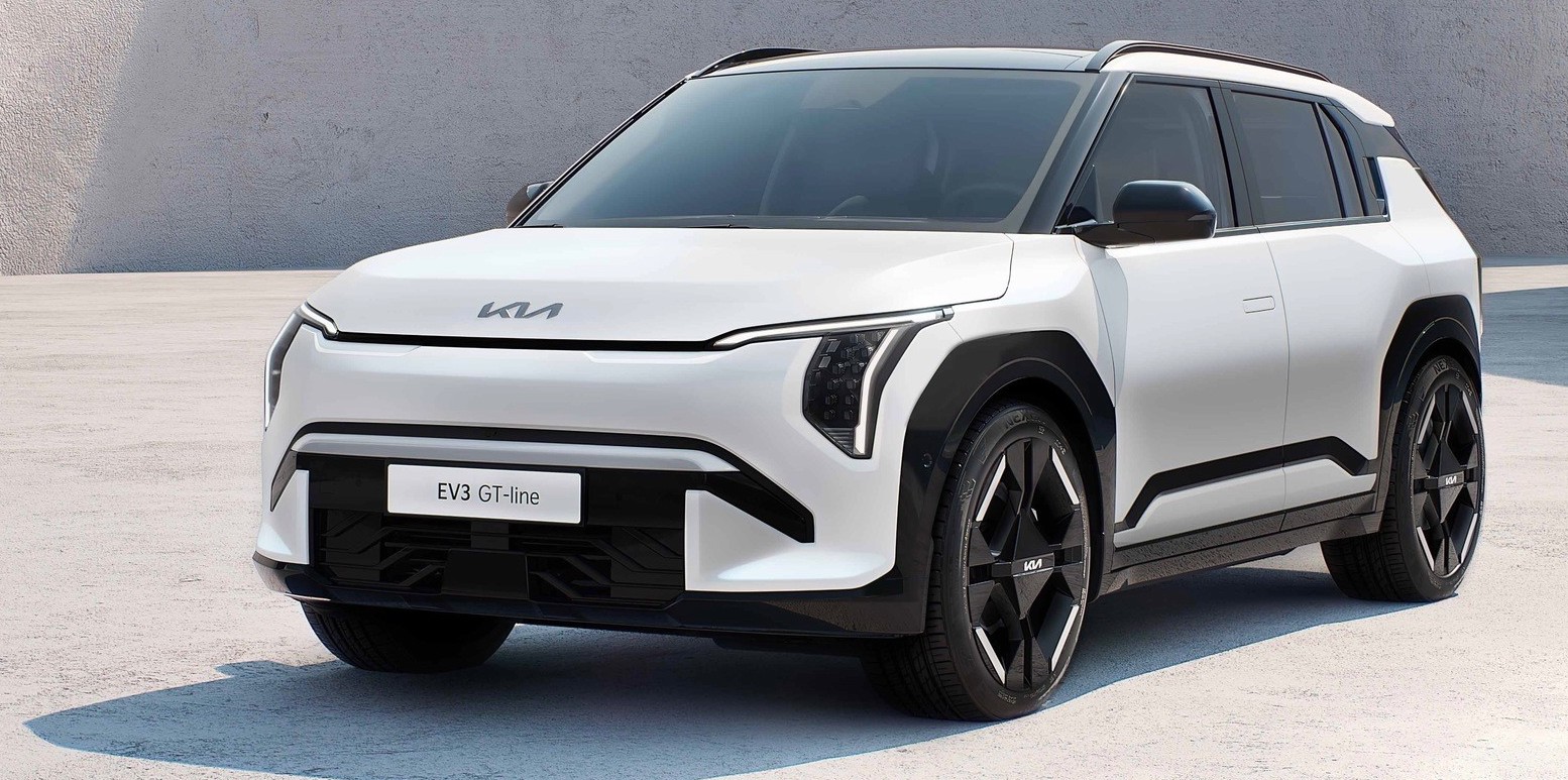 Kia EV3, prezzi e versioni. Ecco come è il nuovo suv compatto elettrico