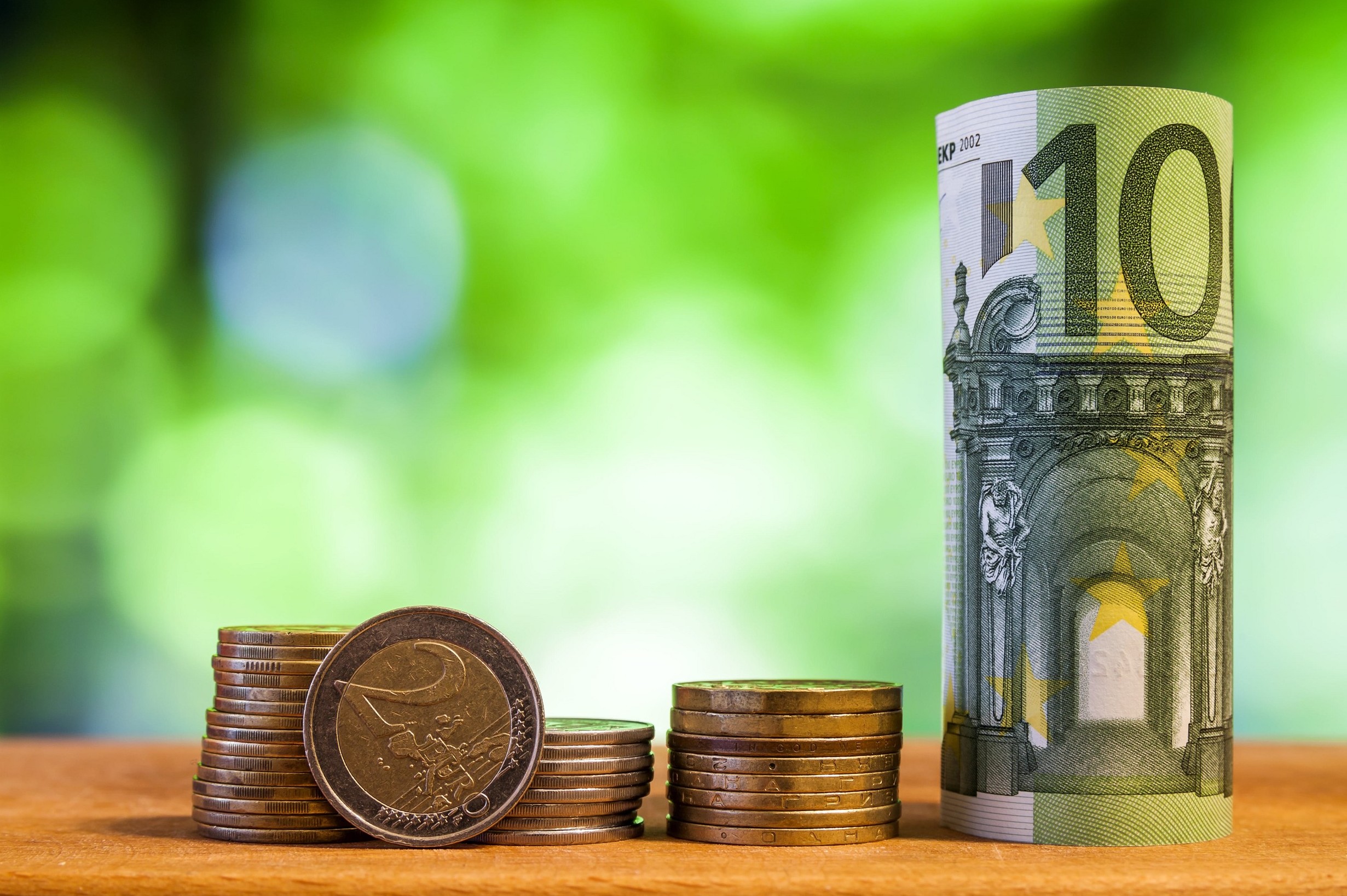 Prendo 500-1200 euro di pensione e non riesco ad arrivare a fine mese ...