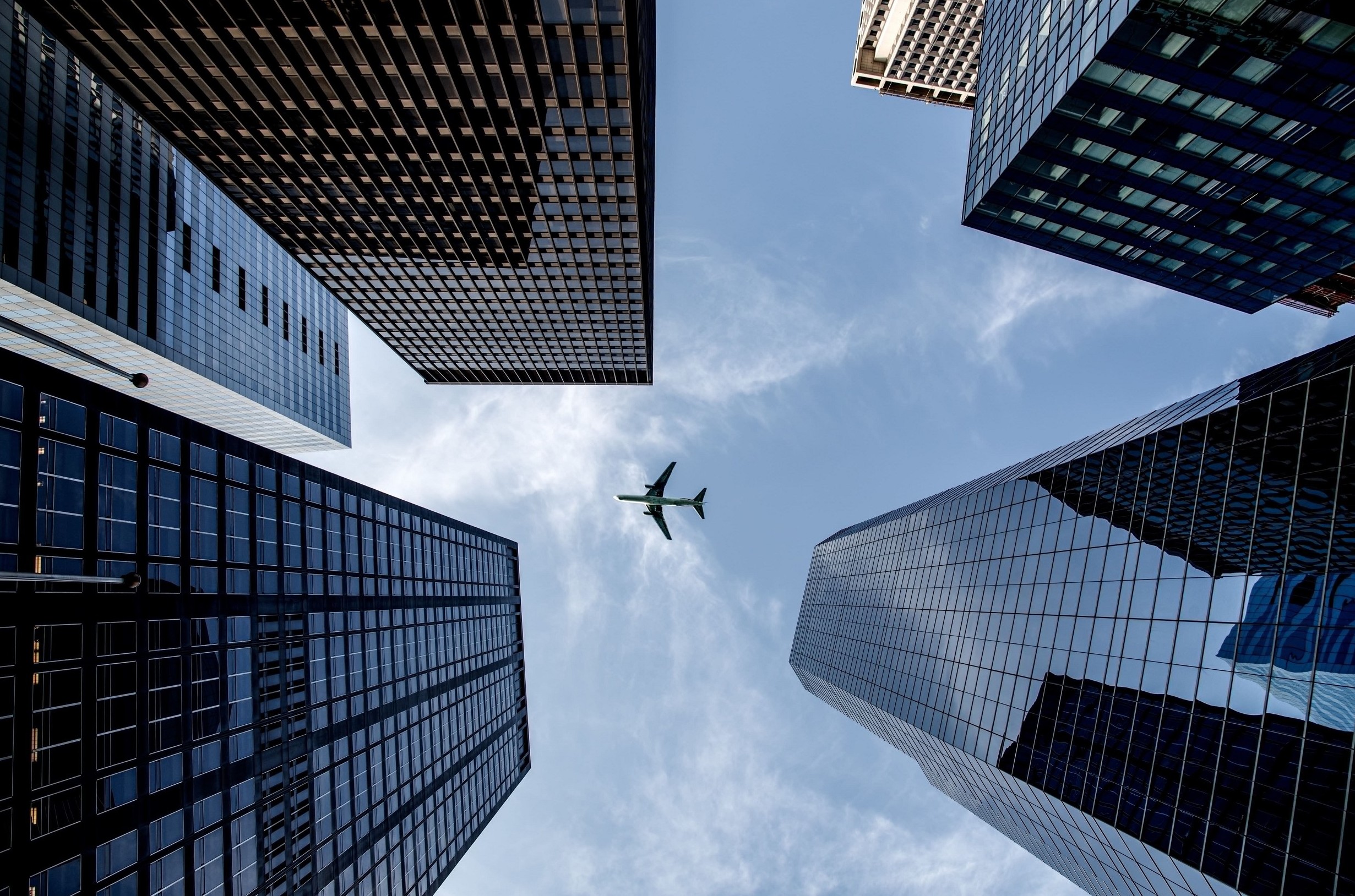 La verità su chi va davvero in vacanza tra gli italiani e la spesa ...