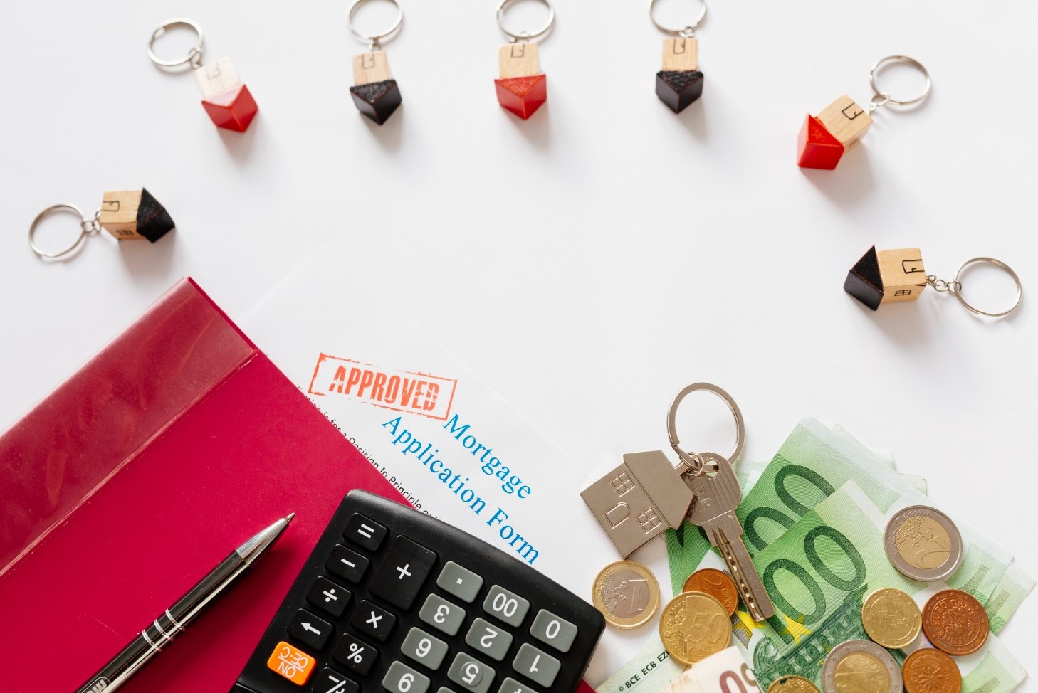 Tassi di interesse in calo e scenderanno ancora. Le previsioni analisti ...